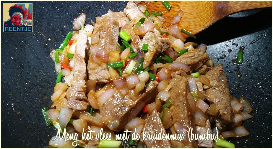 Belacang Daging Sapi (Timorees gestoofd rundvlees met garnalenpasta ...