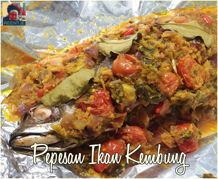 Pepesan Ikan Kembung (Indische verpakte gevulde makreel) – Tante ...