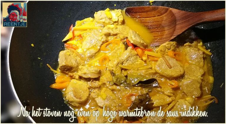 Tenderloin Babi Kuning (gele varkenshaas met knoflook en gember ...